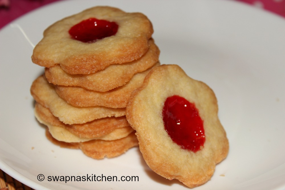 Jam Biscuits / Jam filled cookies (eggless) | Swapna's Kitchen