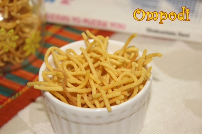 Ompodi / Omapodi Recipe | Swapna's Kitchen